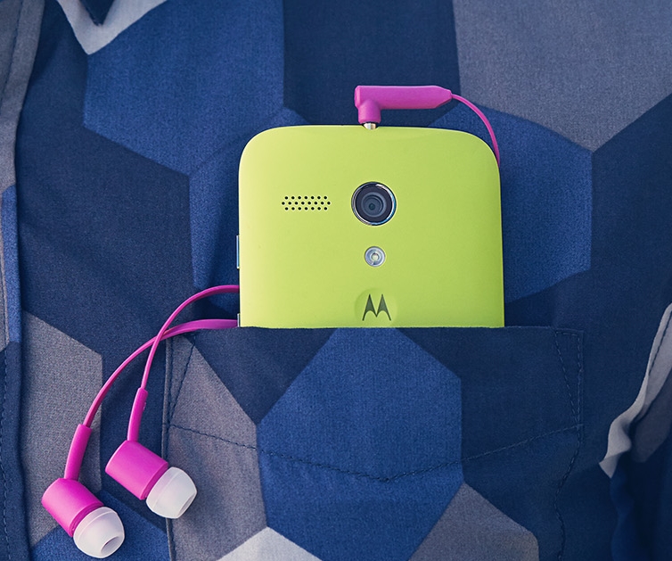 Motorola เปิดตัว Moto G มาพร้อมหน้าจอ 4.5 นิ้ว และฝาหลังหลากสีสัน