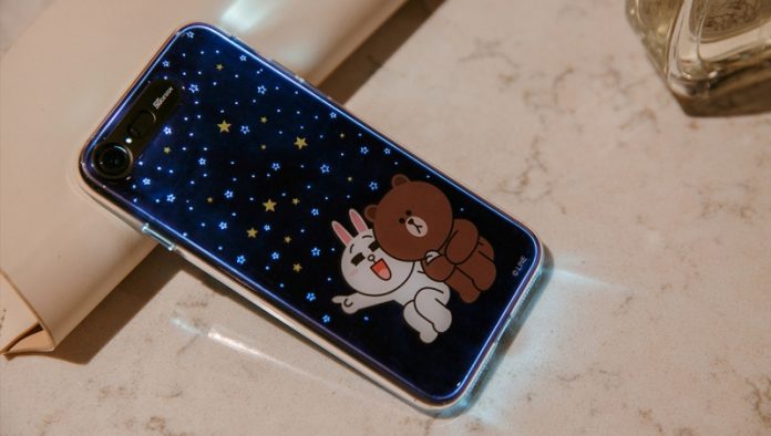 ใหม่ LINE FRIENDS เคสเปล่งแสงสำหรับ iPhone พร้อมลายการ์ตูนสุดน่ารักจาก LINE
