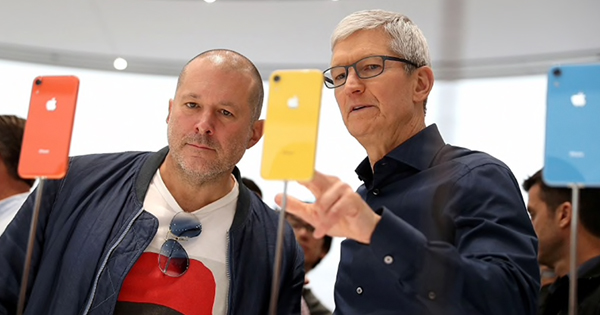 Apple นำหน้าประวัติของ Jony Ive ออกจากหน้าผู้บริหารเรียบร้อย