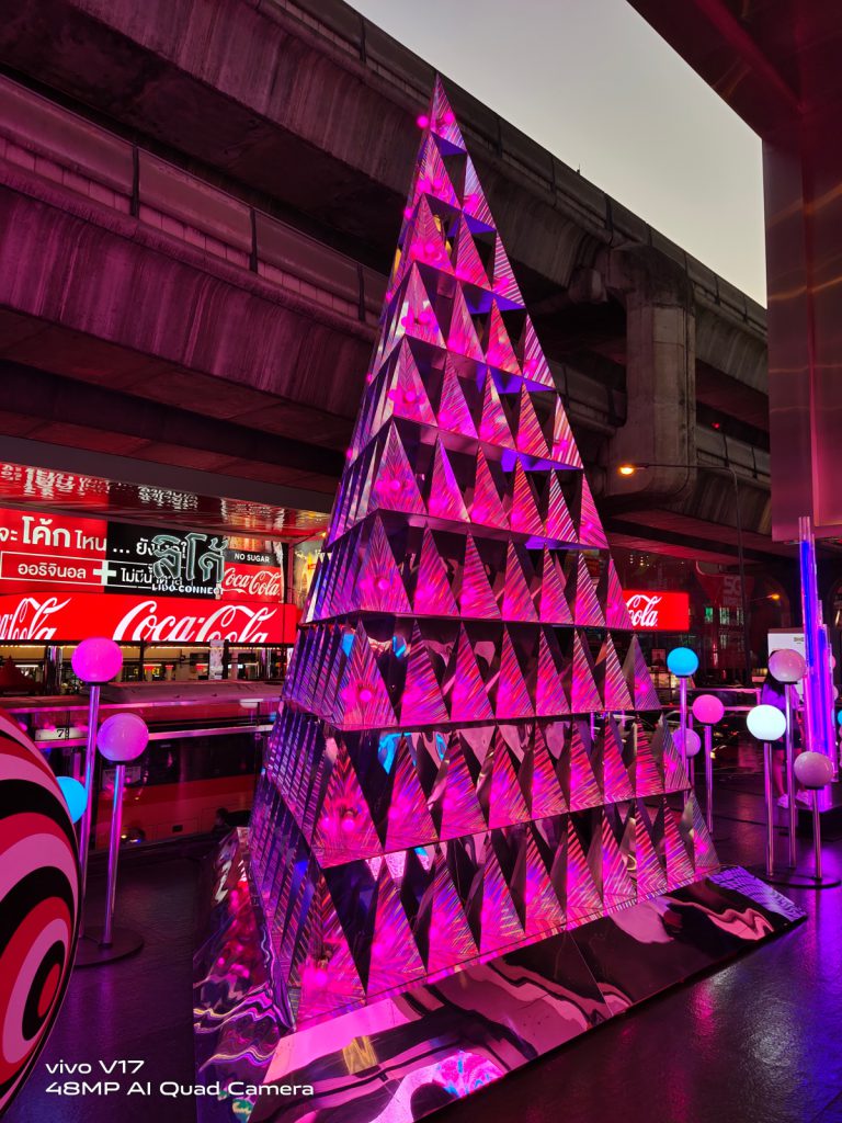 รีวิว Vivo V17 สมาร์ตโฟน "ฉีกทุกกฏในทุกช็อต" หน้าจอ Ultra O Screen, แบต ...