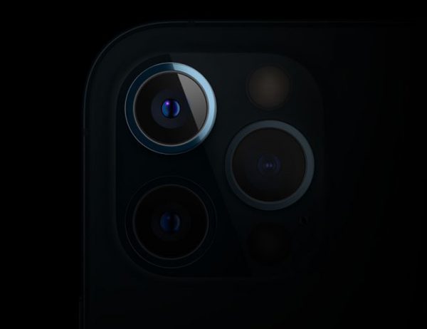 iPhone 12 Pro Max ยังถ่าย Night Mode กับเลนส์ Telephoto 2.5x ไม่ได้
