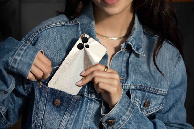 realme 9i 5G สมาร์ตโฟนจากแผ่น CD สุดวินเทจสู่ดีไซน์สมาร์ตโฟนที่สุดแห่งสไตล์