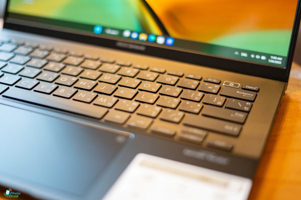 รีวิว ASUS Zenbook 14 OLED (UM3402Y) ดีไซน์โดดเด่น บางเบา