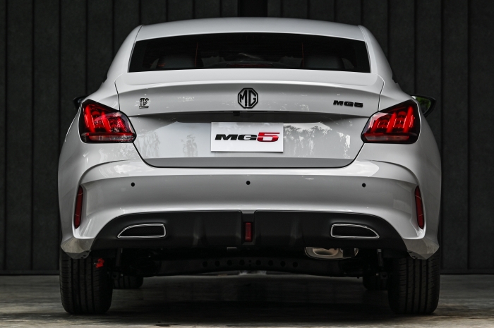 เผยโฉม New MG5 10th Anniversary Special Edition ราคา 589,900 บาท